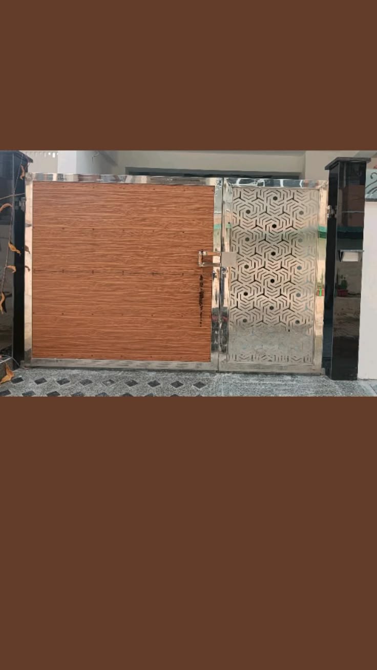 Steel Gate in Kanpur - Right Angle Steel